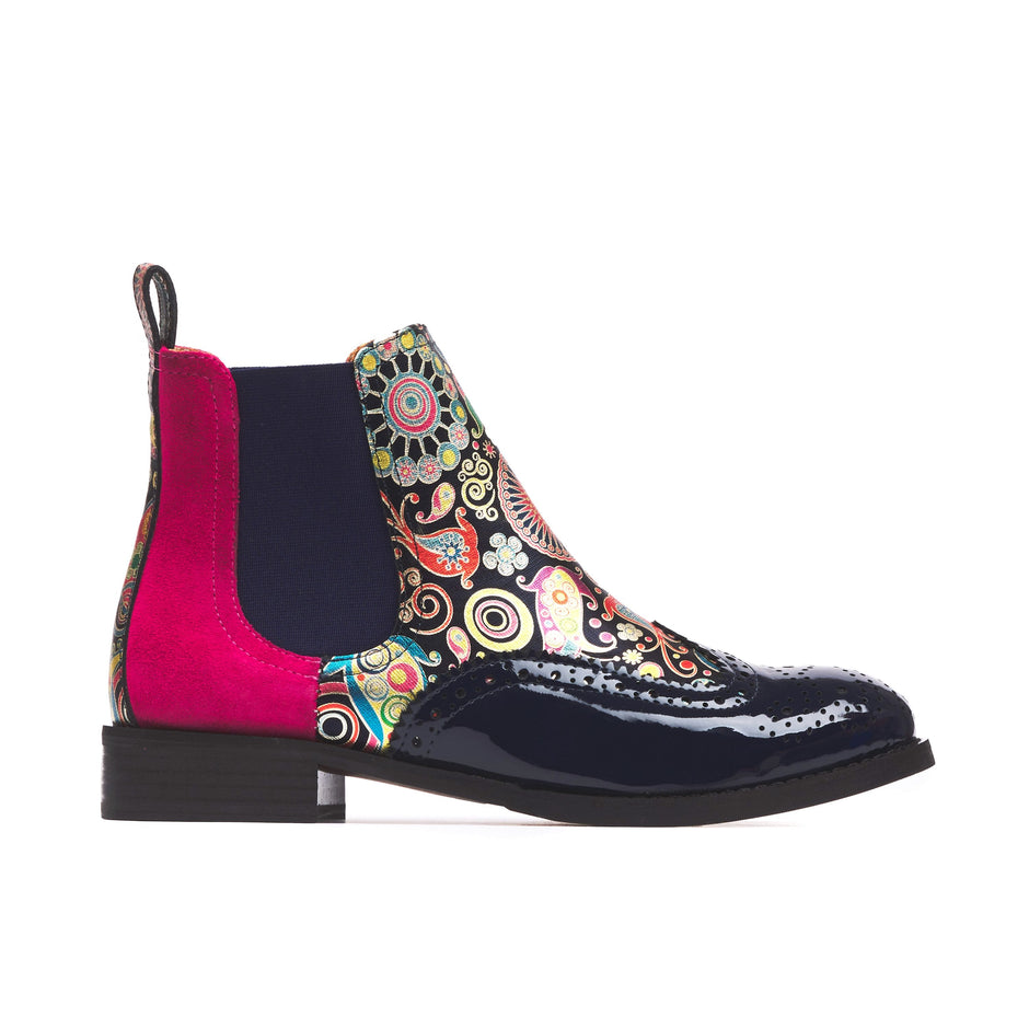 Women's Lug Sole Shoes & Platform Ankle Boots | Embassy London USA